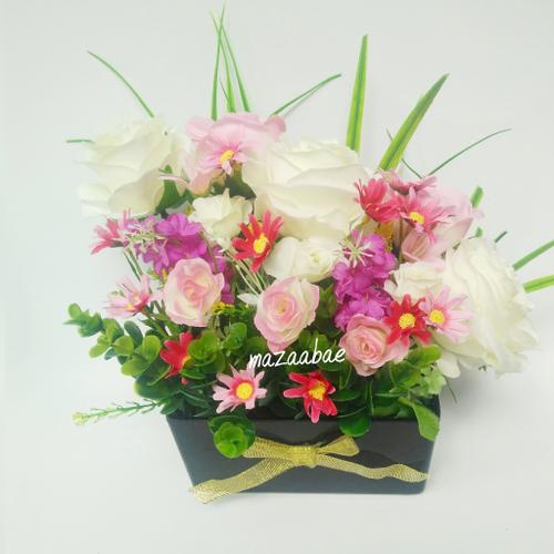 Jual Bunga rangkai artificial dan pot melamin/dekorasi shaby chic ...