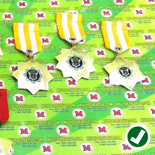 Jual Lencana Tanda Jasa Custom Medali Tanda Jasa Desain Sesuai ...