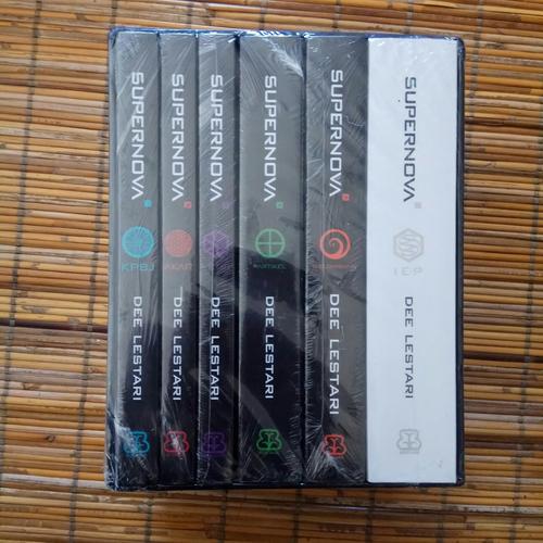 Jual ORIGINAL Box Set Novel Supernova By Dee Lestari - Kab. Bogor ...