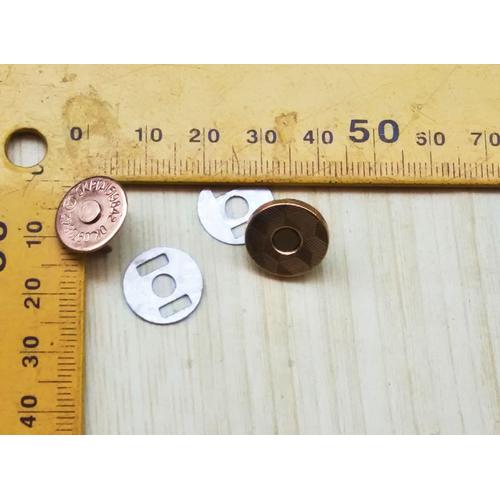 Jual kancing tas magnet tipis 14 mm warna emas muda - Jakarta Utara ...