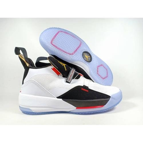 Jual Sepatu Basket Jordan 33 Future Flight White Black Putih Hitam ...