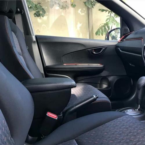 Jual Console Box Amrest Tengah USB Mobilio, Brio, All New Brio, Ignis ...