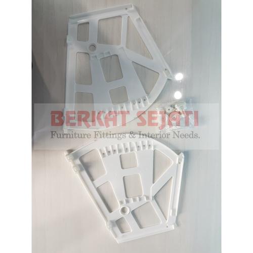 Jual Engsel / Rel Rak Sepatu Putar 3 Tiga Susun Sekat Plastik Putih ...