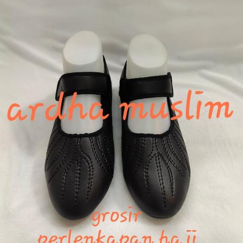 Jual sepatu hitam wanita untuk haji dan umroh - Jakarta Pusat ...