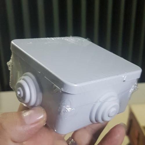 Jual Kotak Sambungan / Junction Box merk MG 80x80x40 - ABU - Putih ...
