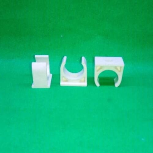 Jual klem pipa U / klem pipa C / klem Lesso 20mm / paku klem C 20mm ...