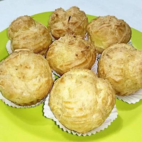 Jual Kue Sus / Soes Isi Fla Vanila Kue Basah Snack Box - Original ...