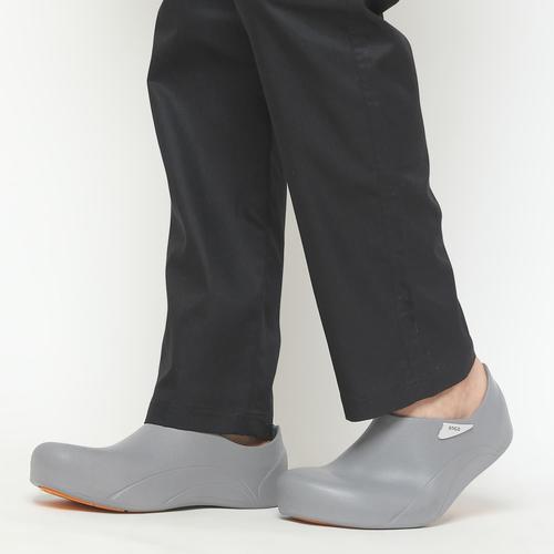 Jual Stico Safety Shoes Chef Clog Anti Slip Sepatu Chef Dapur Anti ...