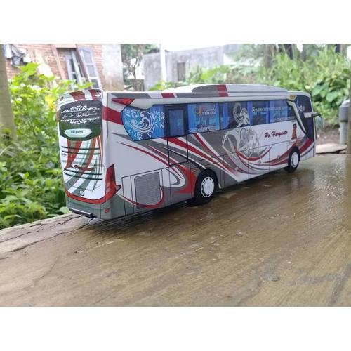 Jual Miniatur Bus Haryanto SHD Wayang Merah Putih - Kab. Kebumen ...