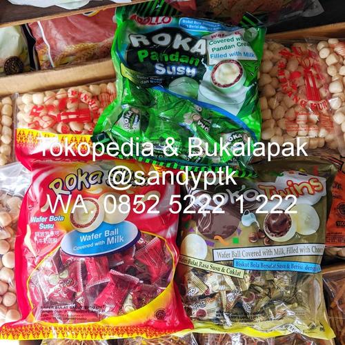 Jual Apollo Roka Twins Wafer Ball Coklat - Pandan -Mini Bar Chocolate ...