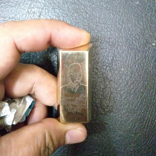Jual batangan kuningan gambar Soekarno /padi kapas - Jakarta Timur - AD ...
