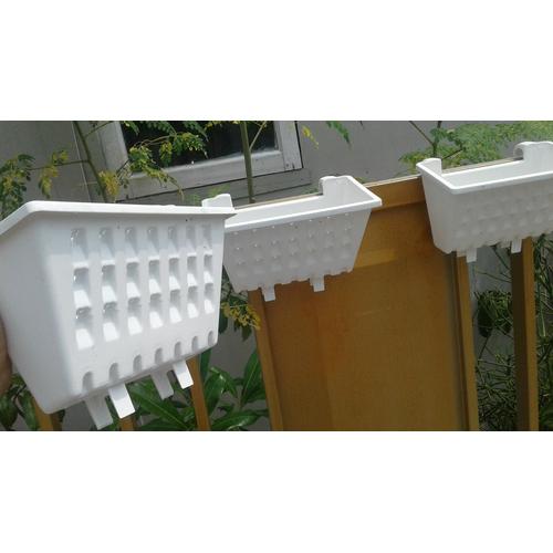 Jual Pot Agro 01 Putih Pot Tempel Agro Argo Putih Pot Dinding Tanaman ...