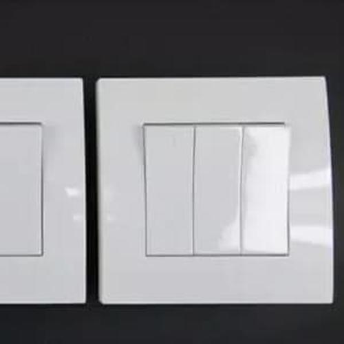 Jual SAKLAR 3 GANG VIVACE saklar Triple vivace schneider - Jakarta ...