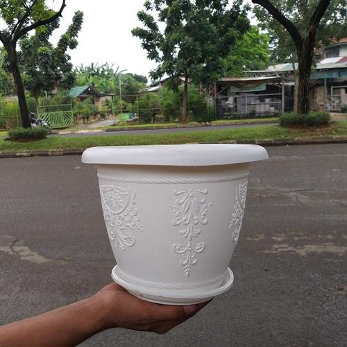 Jual pot bunga putih flora 25cm (CJP) +tatakan putih - Kota Tangerang ...