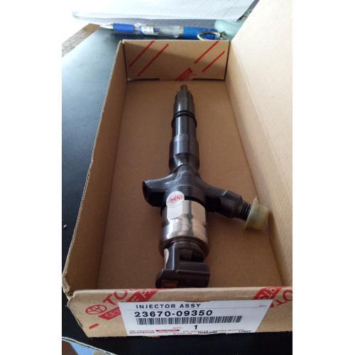 Jual injector assy nozzel injector toyota hilux fortuner 2500cc ...