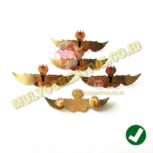 Jual Wing Tapak Pramuka Ful Logam - Lencana Tapak Hitam Bintang Merah ...