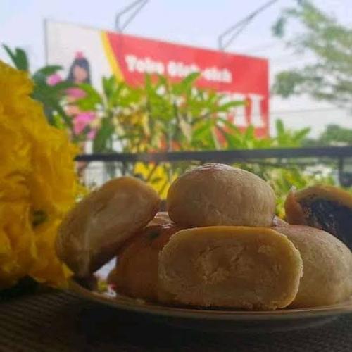 Jual Makanan Cemilan Cookies Murah Enak Sehat Pia Bakpia Mami Kacang ...