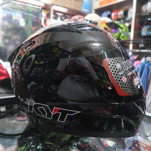 Jual Helm Full Face KYT R10 Solid Black TERMURAH - Kota Bandung ...
