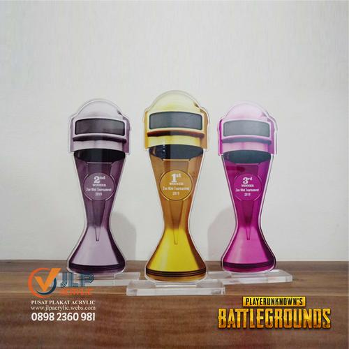 Jual Piala PUBG, Medali PUBG. Plakat PUBG Trophy PUBG 20X15 EXPRESS ...
