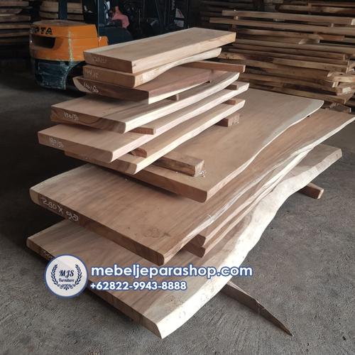 Jual Papan Kayu Top Table Daun Meja Kayu Trembesi Suar Berbagai Ukuran ...