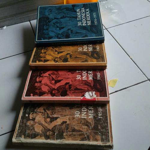 Jual Buku 30 Tahun Indonesia Merdeka, 4 Jilid - Kota Tasikmalaya ...