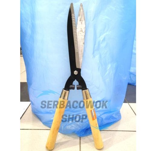 Jual gunting rumput kayu - Jakarta Barat - SERBACOWOK SHOP | Tokopedia