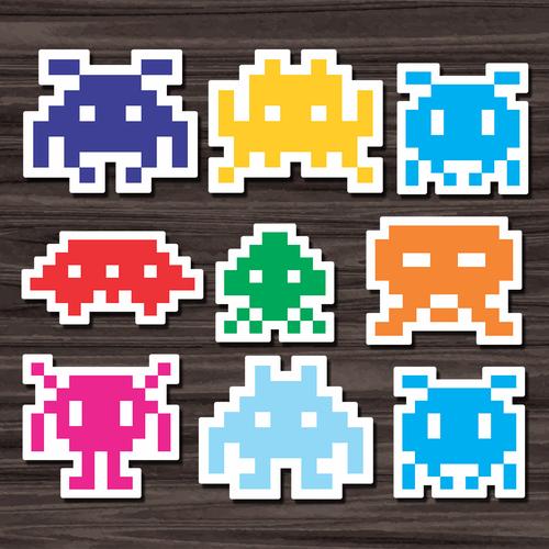 Jual Stiker/Sticker Space Invader untuk Laptop, Mobil, Koper, dll ...