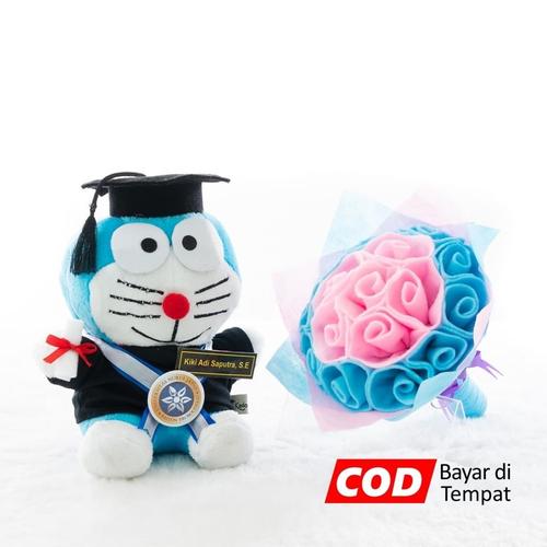 Jual Paket Hemat Boneka Wisuda Doraemon dan Buket Bunga Wisuda Flanel ...