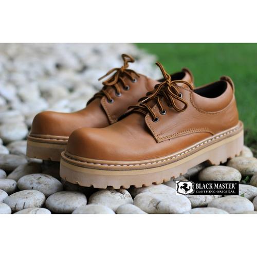 Jual Sepatu BM UG Low Tan Gum Original Kulit Asli Boots Pria Casual ...