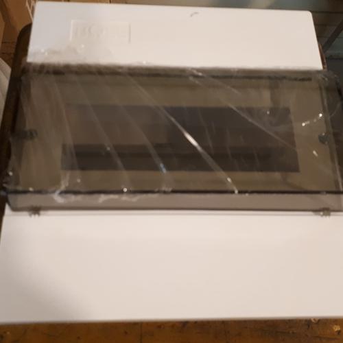 Jual Box Mcb merk BOSS 8 Grup. IN Box (Dalam Tembok) isi 8 MCB ...