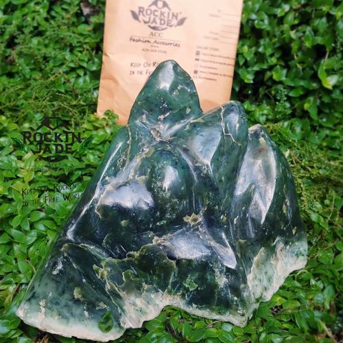 Jual single Rough bongkah tunggal nefrite jade giok hijau unik langka ...