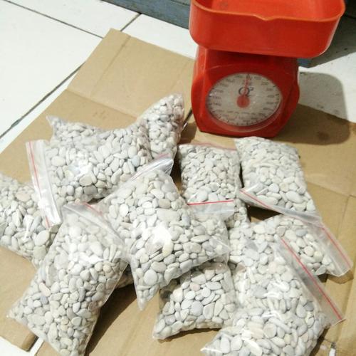 Jual BATU KERIKIL PUTIH NATURAL HIAS TANAMAN - Kab. Bandung Barat ...