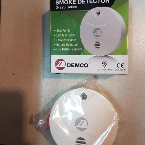 Jual FIRE ALARM SMOKE DETECTOR DEMCO D-223 BATTERY STAND ALONE SMOKE ...
