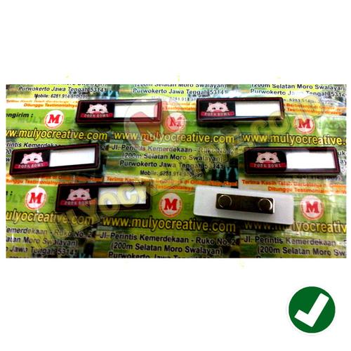 Jual Name Tag Dada Reusable Name Tag Akrilik Magnet Murah - Kab ...