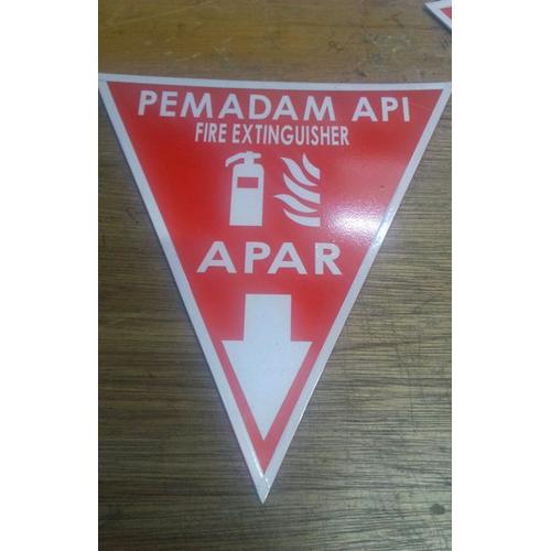 Jual Rambu segitiga alat pemadam api APAR bahan plat almunium tebal ...