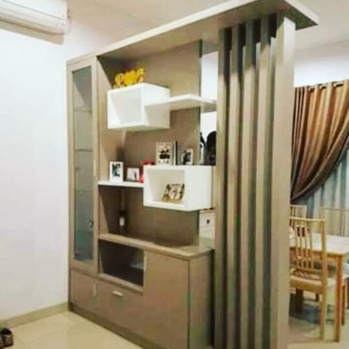 Jual partisi sekat ruangan minimalis lemari pajangan kaca lemari ...