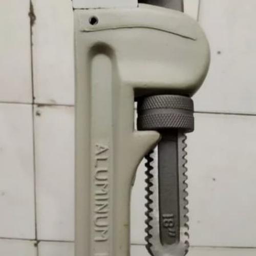 Jual Pipe Wrench 450 mm Aluminium Handle - Kunci Pipa Air Ledeng 18 ...