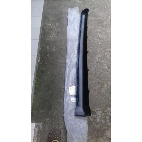 Jual lis side skirt cladding body kit kanan RH dodge journey asli mopar ...