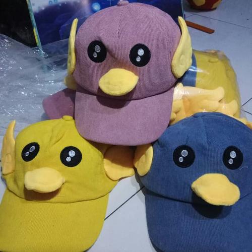 Jual topi kuping bebek bersuara - Kuning - Jakarta Barat - meta up ...