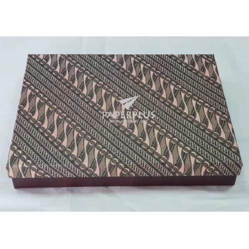 Jual KOTAK KADO / KOTAK HADIAH / GIFT BOX KEMEJA BATIK COKLAT BINTIK ...