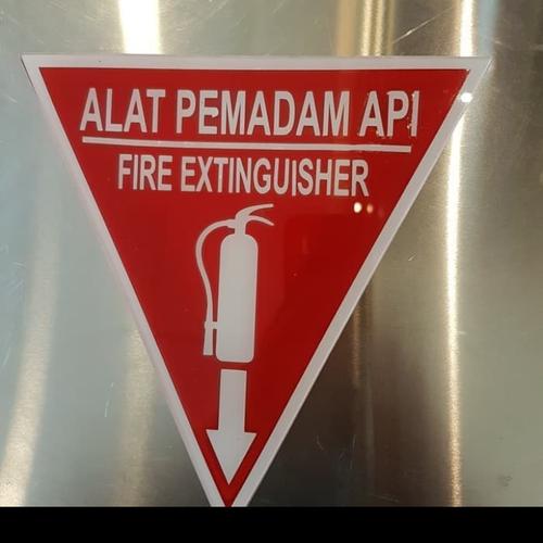 Jual SIGN AKRILIC K3 RAMBU SAFETY SEGITIGA APAR UK 30X30CM - Jakarta ...