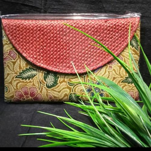 Jual Tas batik - Clutch batik Anyam pandan - Tas pesta batik - Jakarta ...