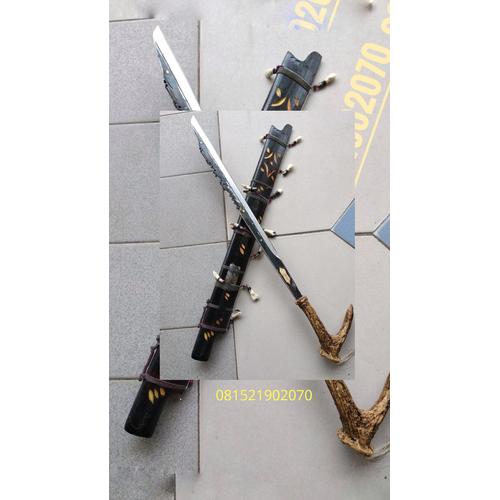 Jual mandau khas dayak .motif ukir . motif tanduk bahan fiber - Kota ...