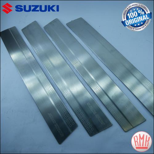 Jual Set Door Sill Guard New Ertiga Original Suzuki Genuine Accessories ...