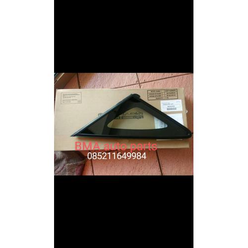 Jual Kaca segitiga depan innova Original 62110-0K010 Rh 62120-0K010 LH ...