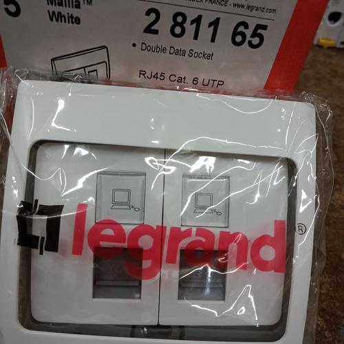 Jual LEGRAND DOUBLE DATA SOCKET RJ45 CAT.6 UTP 288165 - Kota Bandung ...