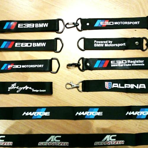 Jual keychain gantungan kunci BMW E30 E34 E36 E38 E39 E46 F30 key chain ...