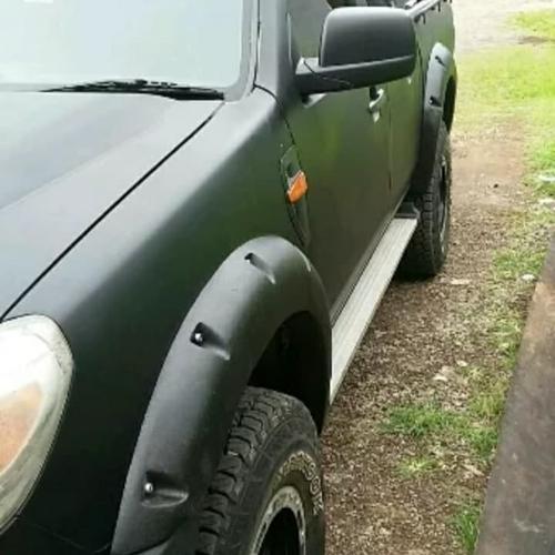 Jual Over fender strada L200 tahun 2004-2008 bahan fiberglass ...