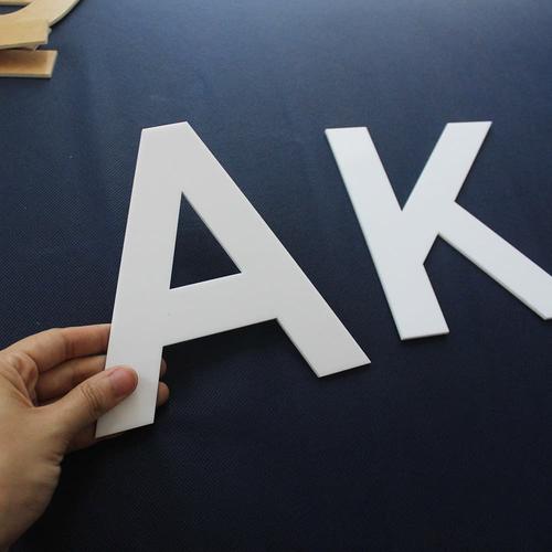 Jual HURUF ACRYLIC PUTIH 8cm / ALPHABET AKRILIK / HURUF AKRILIK ...
