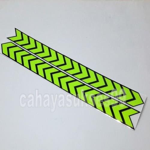 Jual Sticker Tanda Panah Hijau Stabillo List Hitam Stiker SAFETY SIGN ...